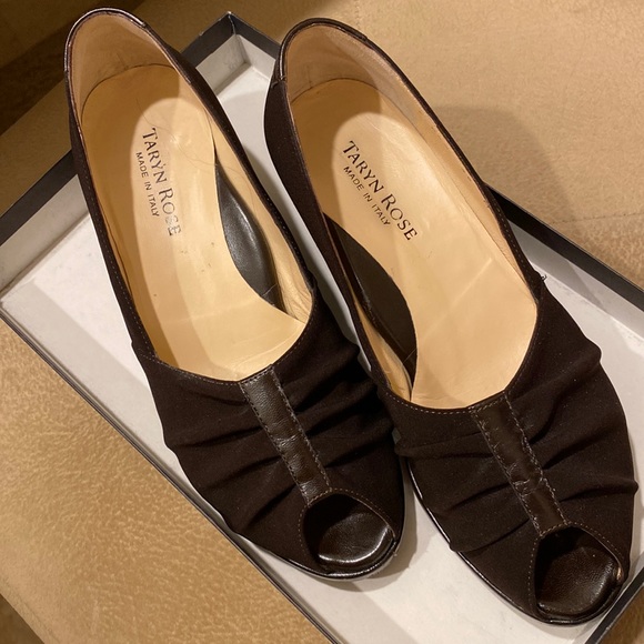 Taryn Rose | Shoes | Brown Taryn Rose Open Toe Size 36 Medium | Poshmark